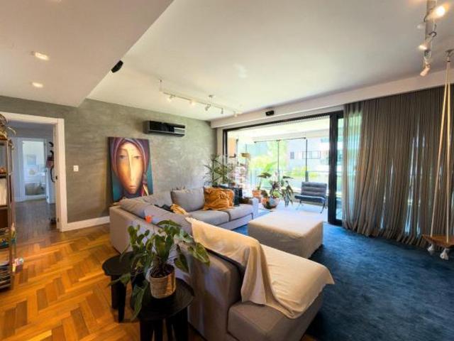 Apartamento de 3 suítes e 3 vagas. Zona Sul de Porto alegre Pedra Redonda