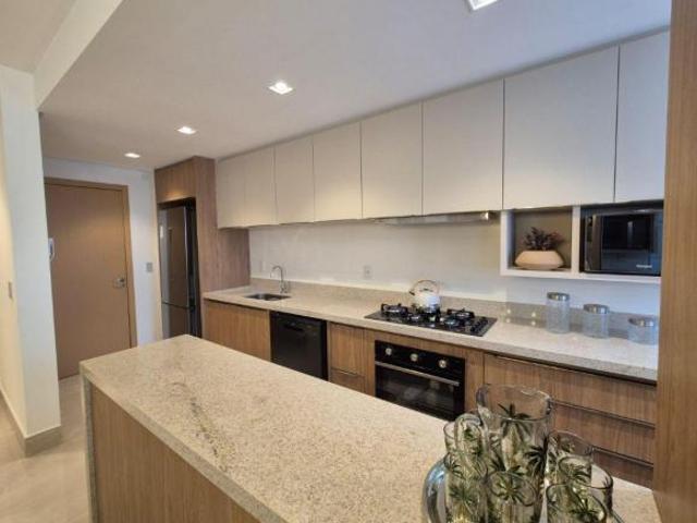 Apartamento de 3 suítes, no Marista, nascente