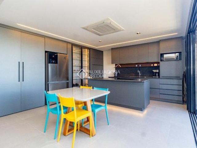 Cobertura horizontal 152m² no Boa Vista com 3 suítes e 3 vagas