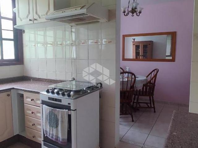 Apartamento de tres dormitórios no bairro Cristal