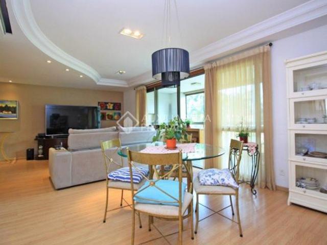 Apartamento de três dormitórios no bairro Higienópolis