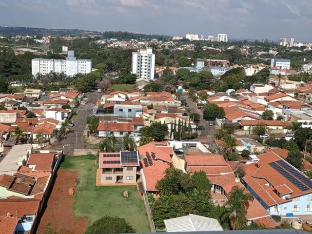 Apartamento de três quartos com suíte Primeira Locação