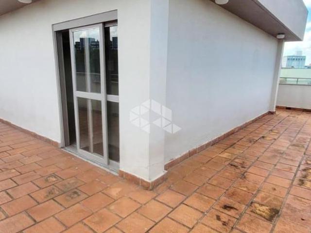 Apartamento de um 01,predio com elevador e gas central