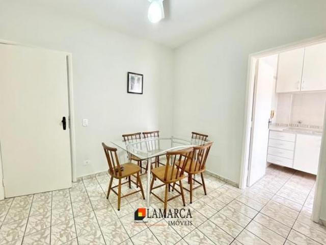 Apartamento de um dormitorio a venda em Guaruja