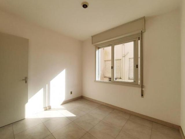 Apartamento de um dormitório próximo à PUC