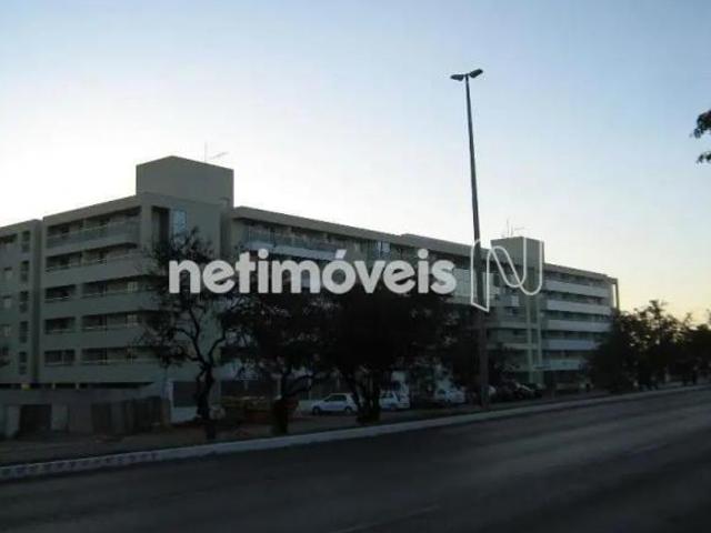 Apartamento de Um Quarto com garagem próximo a Estação Guará