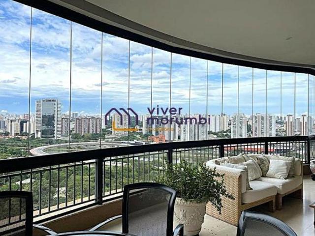 Apartamento de altíssimo padrão no Panamby!