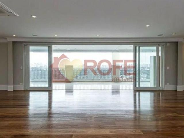 APARTAMENTO DE ALTÍSSIMO PADRÃO À VENDA ENTRE MOEMA E VILA NOVA CONCEIÇÃO COM 524 M2!