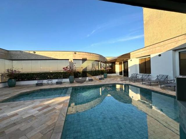 Apartamento de altíssimo padrão à venda no Cambuí Campinas, com 4 suítes, lazer comum e 4 garagens