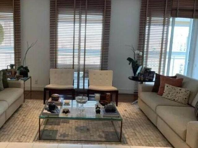 Apartamento de Alto Padrão | 275m² | 4 Dormitórios | Indianópolis