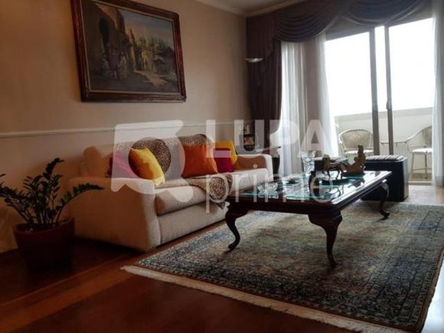 Apartamento de alto padrão a venda na Água Fria