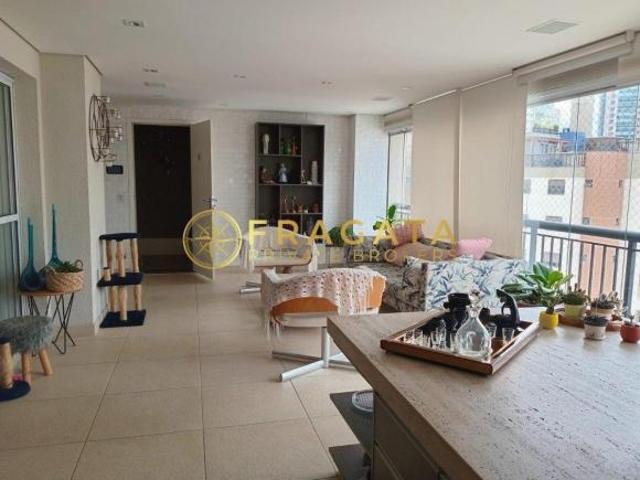 Apartamento de Alto Padrão à Venda no Anália Franco 200m², 3 Suítes, 4 Vagas Condomínio Clube Co