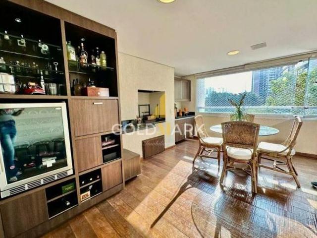 Apartamento de alto padrão à venda no Campo Belo 3 suítes 3 vagas 206 metros