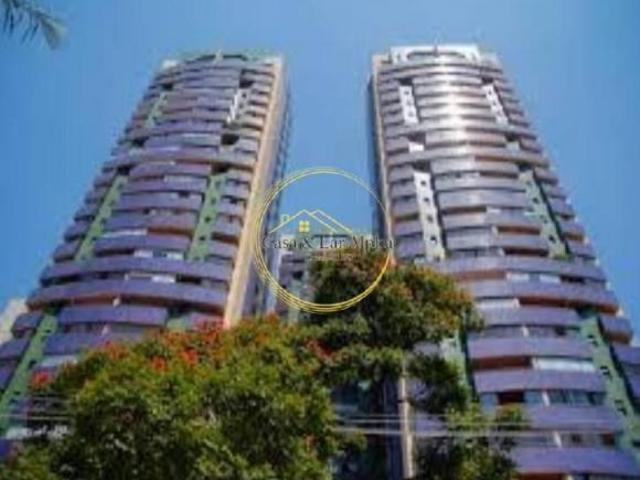 Apartamento de alto padrão à venda no condomínio Alpha Club