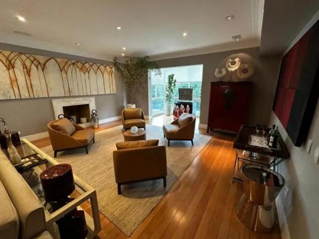 Apartamento de alto padrão à venda no Condomínio Palazzo Reale no Jardim Paulistano em São Paulo SP