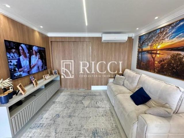 Apartamento de Alto Padrão à Venda no Edifício Vision Gonzaga | Santos
