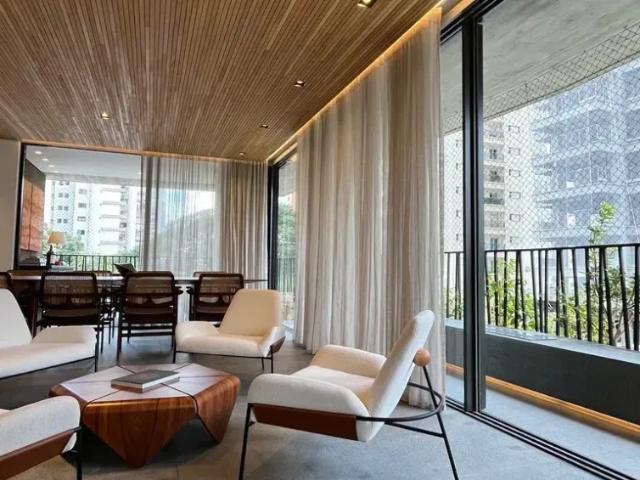 Apartamento de Alto Padrão à Venda – no Itaim Bibi