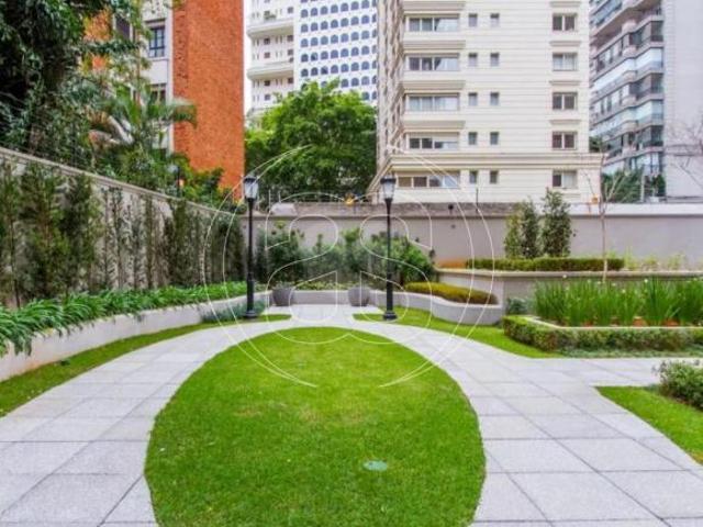 Apartamento de Alto Padrão à Venda no Jardim Europa ? Localização Privilegiada
