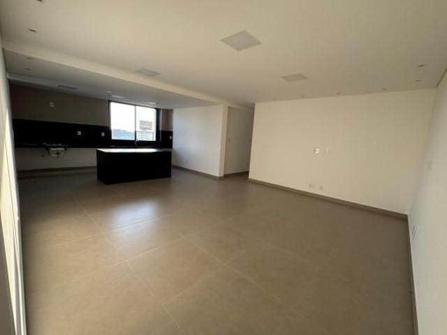 Apartamento de alto padrão à venda no Residencial Marisselva