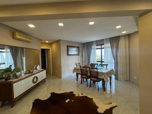 Apartamento de alto padrão à venda no Residencial Villa Borghese em Foz do Iguaçu