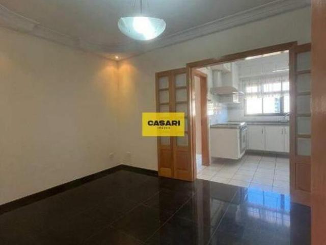 Apartamento de Alto Padrão à Venda com 3 Dormitórios e 3 Vagas – Bairro Jardim |