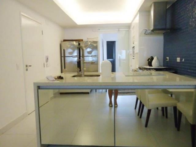 APARTAMENTO DE ALTO PADRÃO Á VENDA EM RIVIERA DE SÃO LOURENÇO