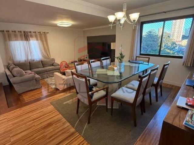 Apartamento de Alto Padrão à Venda