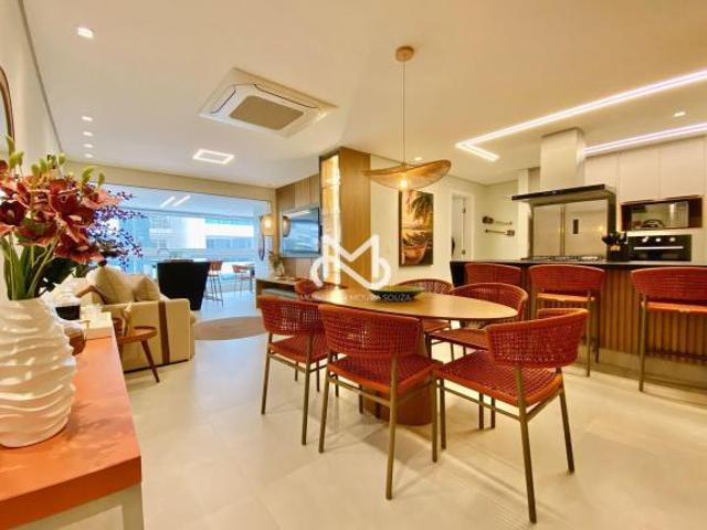 Apartamento de Alto Padrão a 250m da praia no Módulo 7 em Riviera de São Lourenço