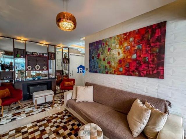 Apartamento de Alto Padrão com 3 Suítes e Lazer de Clube no Condomínio The One