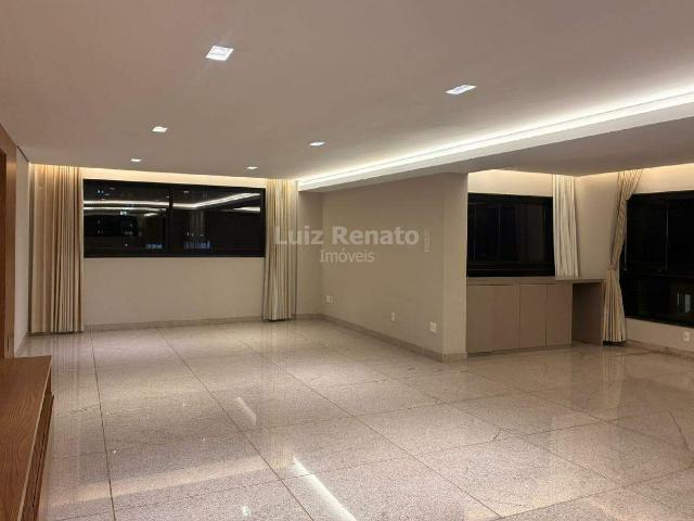 Apartamento de alto padrão com 220m², sendo 4 quartos, 4 vagas e lazer premium