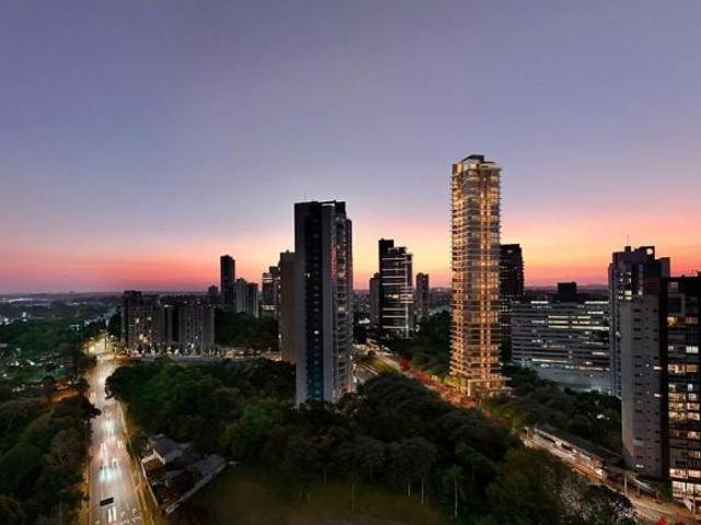 Apartamento de Alto Padrão com 378,32 m² Privativos | Gioia | Curitiba/PR