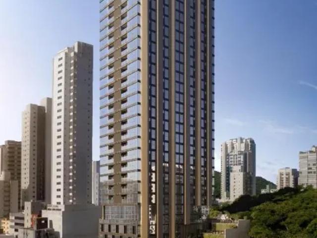 Apartamento de Alto Padrão com 4 Suítes