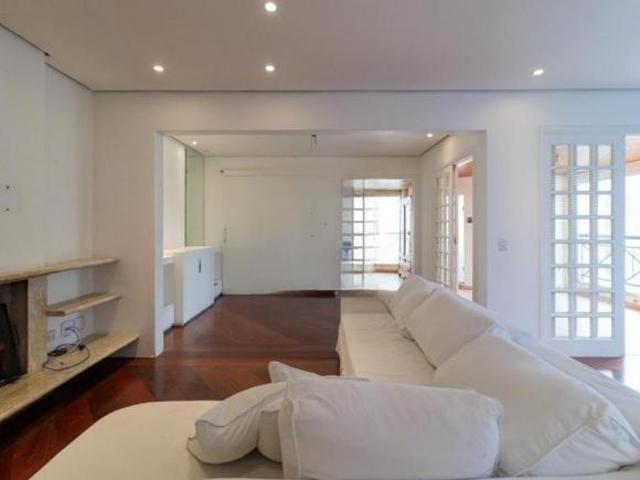 Apartamento de alto padrão com 4 suítes na Vila Suzana, São Paulo SP: 4 quartos