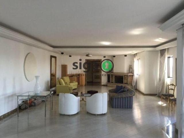 APARTAMENTO DE ALTO PADRÃO COM 590M², HALL PRIVATIVO E 5 VAGAS