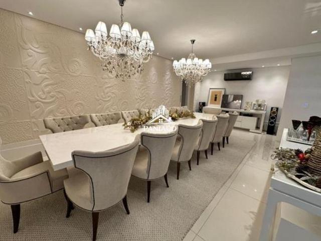 Apartamento de Alto Padrão com 5 Suítes à Venda no Edifício Forest Hill | Cuiabá