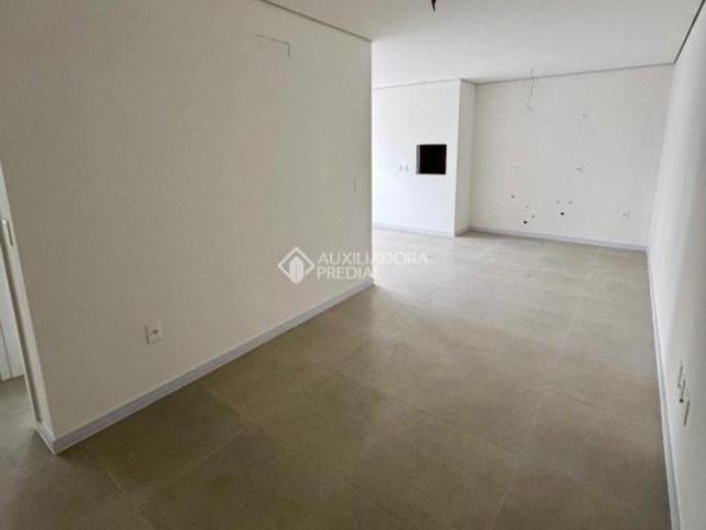 Apartamento de alto padrão com duas suítes e infraestrutura no rooftop no Edifício Del Paine