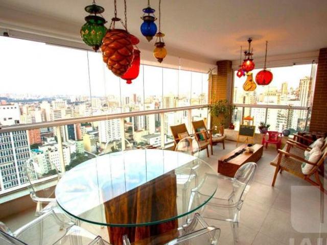 APARTAMENTO DE ALTO PADRÃO COM VISTA 180 GRAUS PARA SERRA DA CANTAREIRA