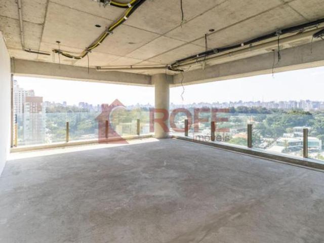 Apartamento de alto padrão com vista livre eterna para o Parque Ibirapuera