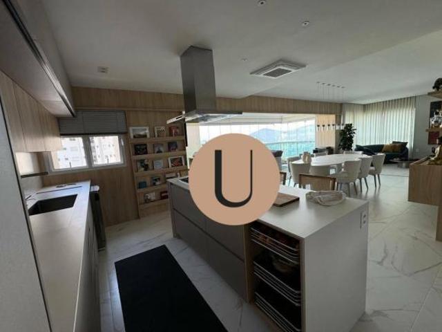 Apartamento de Alto Padrão de 200 m² com 3 suítes, por R$ 3.650.000 Alphaville Barueri/SP
