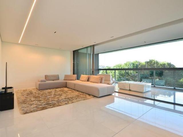 Apartamento de Alto Padrão –Ecoville Pronto para morar | 288m² privativos