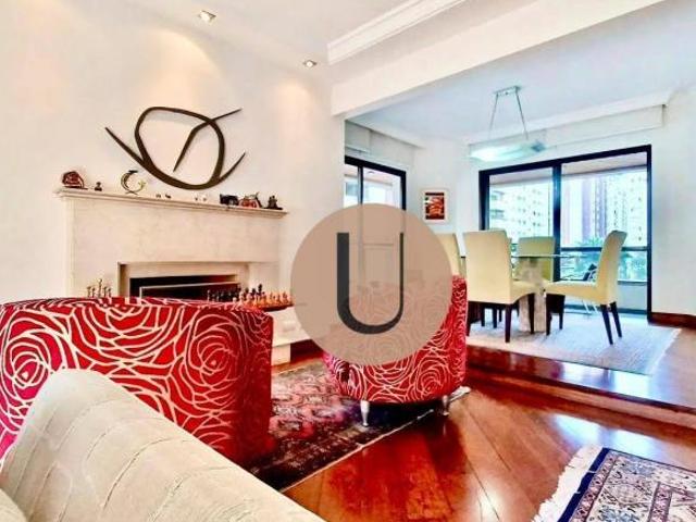 Apartamento de Alto Padrão em Perdizes com 205m2, 4 Dorm 3 Suítes, 3 vagas e Varanda Gourmet