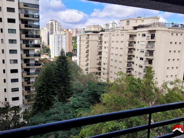 Apartamento de alto padrão em Perdizes disponível para venda com 3 suítes e 4 vagas