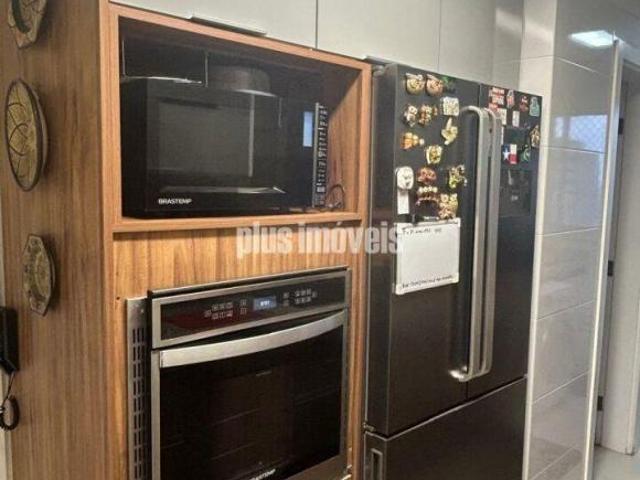 Apartamento de alto padrão, linda vista em local tranquilo