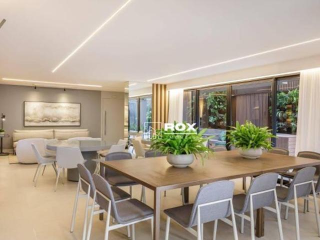 Apartamento de alto padrão mobiliado, com 3 quartos, todos suítes à venda, 160 m² por R$ 2.550.000