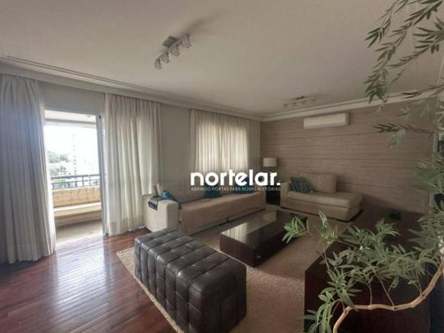 Apartamento de Alto Padrão na Vila Romana – 172 m² de Conforto e Sofisticação Localizado em uma das