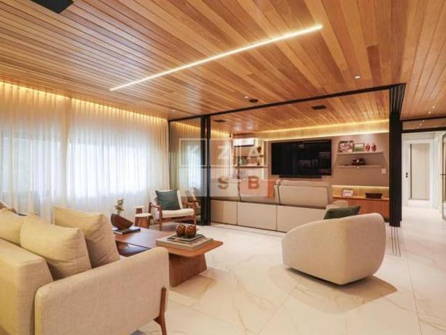 Apartamento de alto padrão na Asa Sul! Com 3 quartos na SQS 107