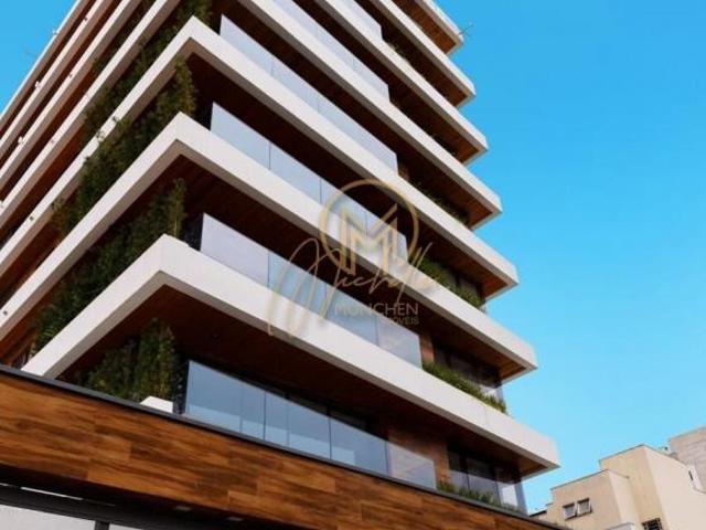 Apartamento de alto padrão no Água Verde – 152 m²
