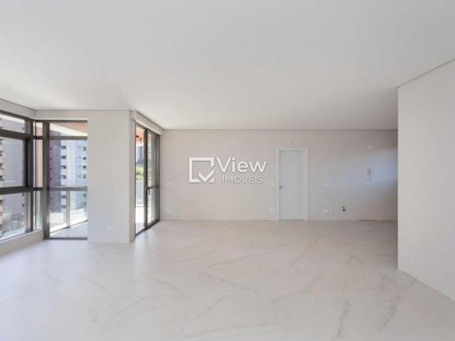 Apartamento de Alto Padrão no Batel – Sofisticação