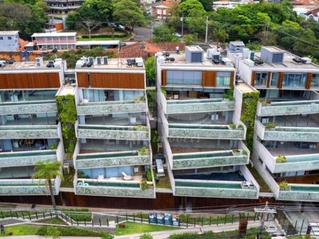 Apartamento de alto padrão no Cap1 ? 374m², 3 suítes em Três Figueiras