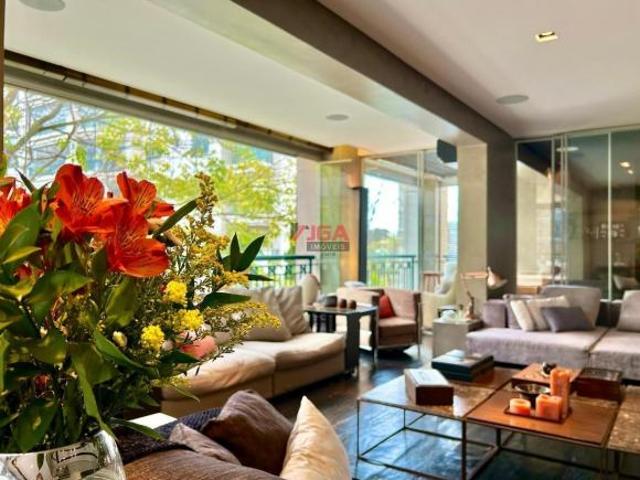 Apartamento de Alto Padrão no Coração do Brooklin Condomínio Mustique R$6.390.000,00 | 236m² | 3